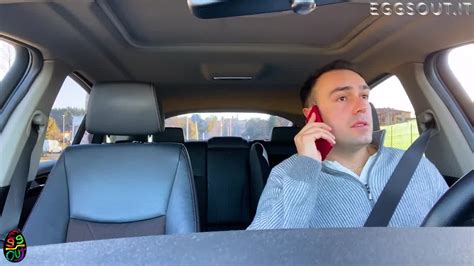 Porto A Casa Una Mia Collega Di Lavoro Per Mia Moglie E Facciamo Un Bel