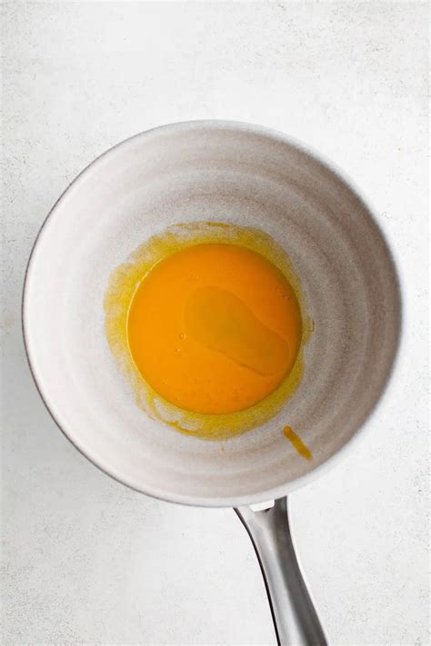 How To Make Hollandaise Sauce The Forked Spoon