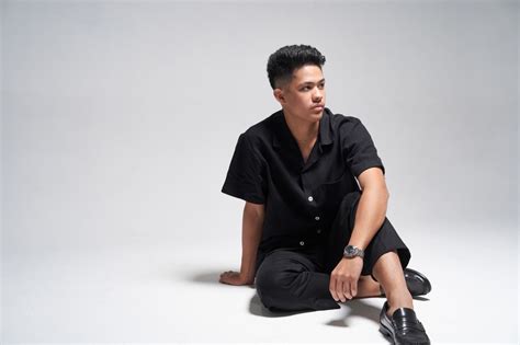 Filipino Singer Songwriter Benj Pangilinan Drops Music Video For “love Thats Rare” Corner