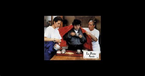 La Petite Amie Un Film De Luc B Raud Premiere Fr News Date De Sortie Critique