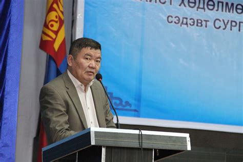 Аймгийн Үйлдвэрчний эвлэлийн хорооны дарга нарын чуулган болж байна