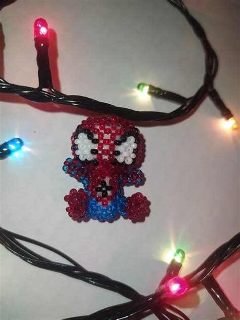 Амигуруми человек паук из бисера — цена 180 грн в каталоге Сувениры Купить товары для дома и