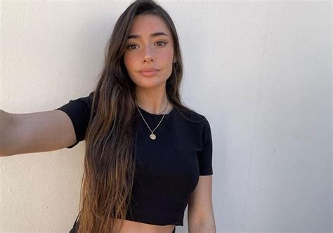 Quién Es Ana Pelayo La Influencer Sevillana Novia De Gavi