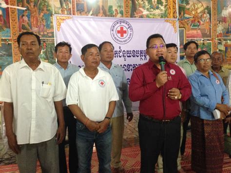 ប្រជាពលរដ្ឋ៤០គ្រួសារទទួលអំណោយមនុស្សធម៌សម្តេចកិតិ្តព្រឹទ្ធបណ្ឌិតប៊ុនរ៉ានី ហ៊ុនសែន នគរដ្រេហ្គន