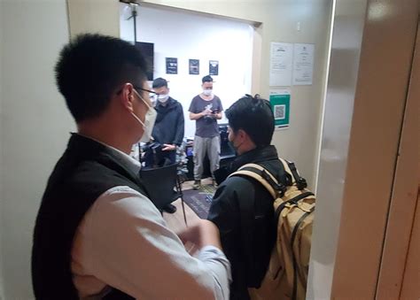 涉夥5南亞漢刀劫男子逾880萬元 電腦技術員被控串謀搶劫押4月訊 星島日報