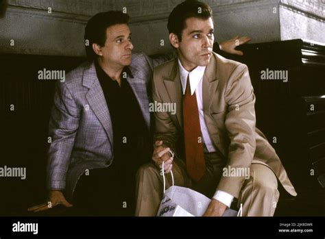 Joe Pesci And Ray Liotta Film Goodfellas Usa 1990 Characters Tommy