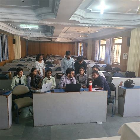 Softwaredevelopment Training Engineering University Jhansi Aishwar C Nigam