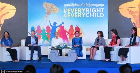 ប្រទេសកម្ពុជា អបអរសាទរខួបទី៣០ឆ្នាំ នៃកិច្ចការពារសិទ្ធិកុមារ ដោយរៀបចំយុទ្ធនាការ