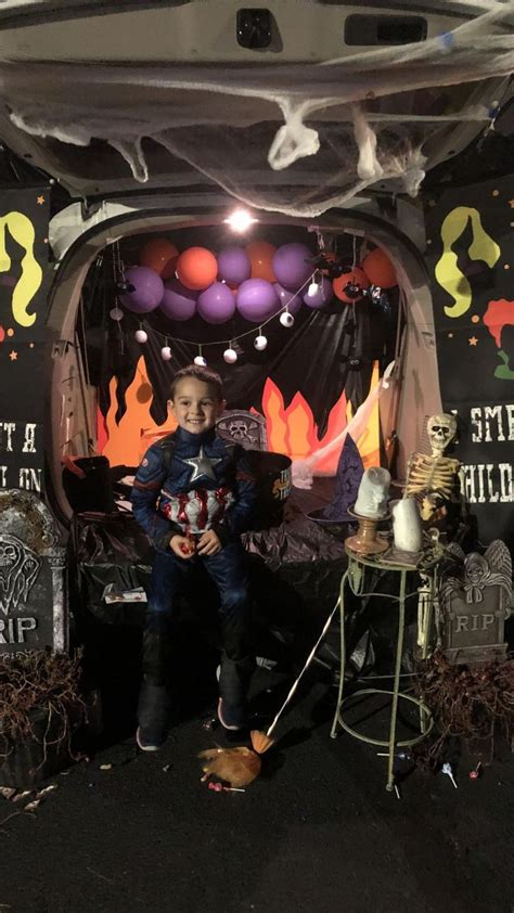 Halloween Decor Spooky Trunk Or Treat Setup