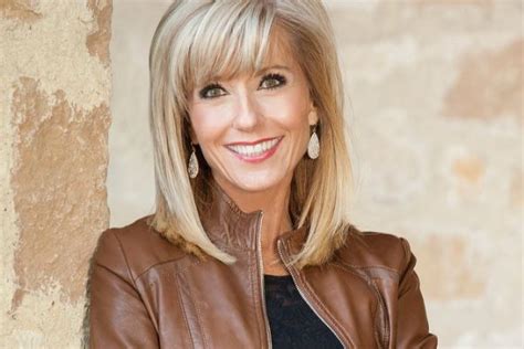 When Pressed Beth Moore Chooses Beth Moore Hair Brunette Hair Color