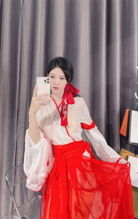 抖娘利世 驱邪师自摄 COS君