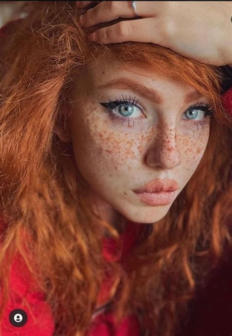Beautiful Redhead Red Hair Freckles Beautiful Red Hair Beautiful