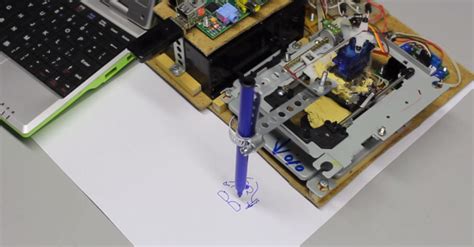 Build A Drawbot From Two Cd Drives And A Raspberry Pi Dangerous