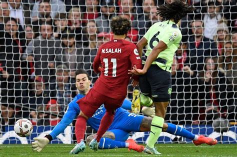 အန်ဖီး ရှုံးပွဲအပြီး လီဗာပူးပရိသတ်တွေနဲ့ ဒိုင်လူကြီးကို ဂွာဒီယိုလာ ဘာတွေ နာနာကျင်ကျင် ပြောခဲ့လဲ