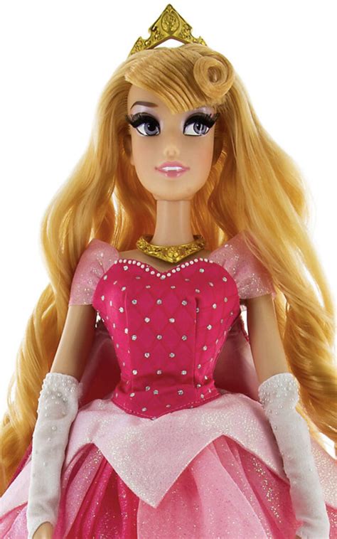 Disney Limited Edition Diamond Castle Collection Aurora Doll