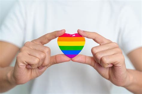 Lgbt 프라이드 월 개념 또는 Lgbtq 또는 Lgbtqia 레즈비언 게이 양성애자 트랜스젠더 퀴어 인터섹스 무성애자