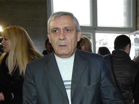 Арестуваха за рекет Ицо Папата в дома му