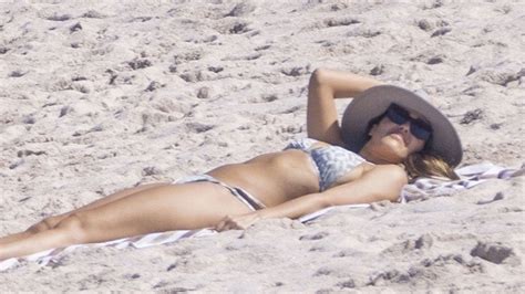 Jessica Alba Nueva Caliente Jessica Alba Hot Pics Facebook