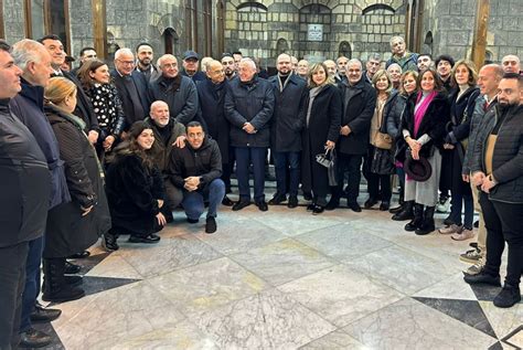 حرية لبنان وسوريا على الأقدام من باب توما إلى الجامع الأموي أحمد عياش