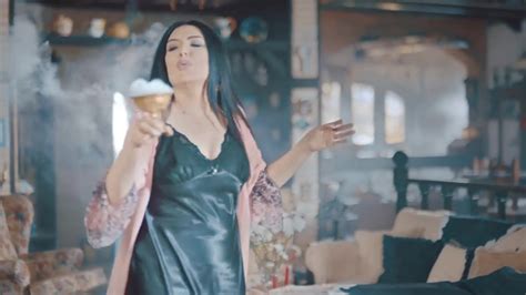 لما ترجع وتلاقي مراتك مظبطالك الجو براحة عليا انا لسه راجع من