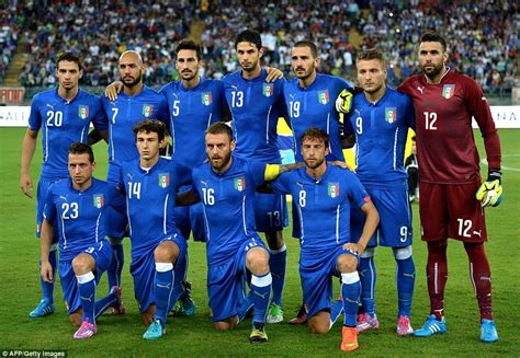 All Together Now The Italy Starting Line Up Poses For A Photograph