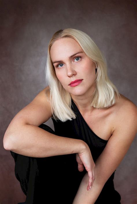 Eeva Mäkinen Näyttelijäliitto Skådespelarförbundet Ry