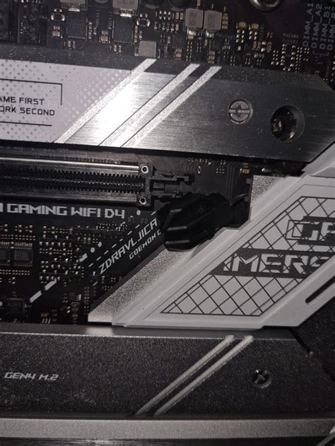 Gpu Stuck In Pcie Slot And Wont Budge R Pcbuild