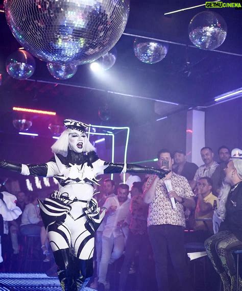 Pixie Pixie Wiki Biography Age Gallery Spouse And More