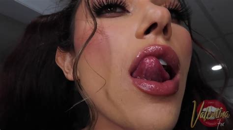 Giantess Teases Tiny Slave Yumm Goddess Valentina Fox Ineedvalentina
