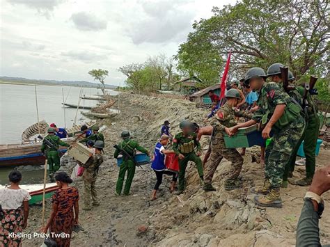 ရခိုင်ပြည် ပုဏ္ဏားကျွန်းမြို့နယ် ဇဥ့်ပင်ရင်းရွာမှ ရွာသားများအား မိုခါမုန်တိုင်းအန္တရာယ်မှ ကင်းလ