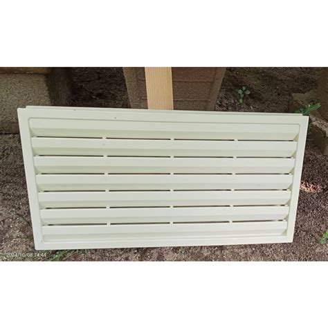เกล็ดช่องลมระบายอากาศประตู Pvc ขนาด 47 25 ซม สีครีม สีขาว สีเทา Shopee Thailand