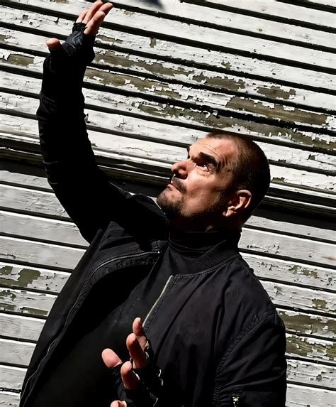 Actor And Singer Ray Buffer Signs Exclusive Representation Deal With Art Agency Issuewire