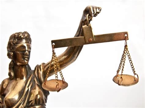 На чаше весов – наше будущее: достойны ли мы уважения? | Интернет ...