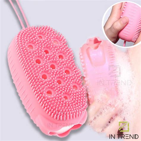 Массажная щетка Bubble Bath Brush Розовая Силиконовая мочалка для тела душа и ванны купить
