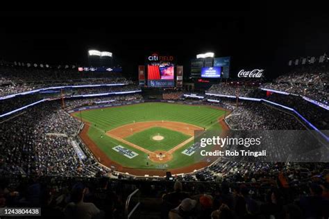 Mets Citi Field Stadium Photos And Premium High Res Pictures Getty Images