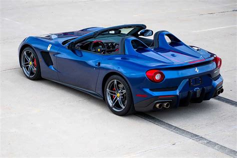 Редчайший Ferrari F60 America продадут с молотка: таких в мире всего 10 ...