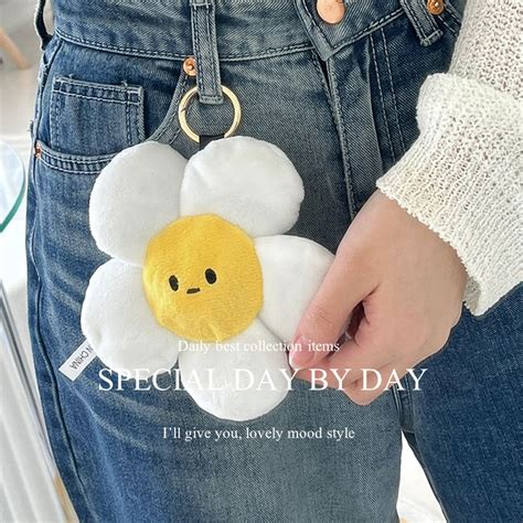 무료배송 Dn9ne 데이지 스마일 인형 키링 백참 가방참 가방고리 키링 열쇠고리 패션고리 악세사리