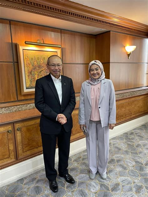 Rosniza Abd Wab On Linkedin It Was An Honor To Meet Tan Sri Abdul