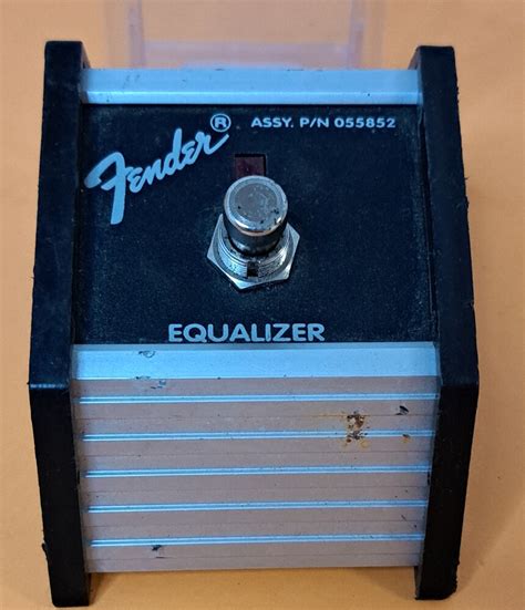 Fender Single Button Equalizer Footswitch Avenue Shop Swap And Sell