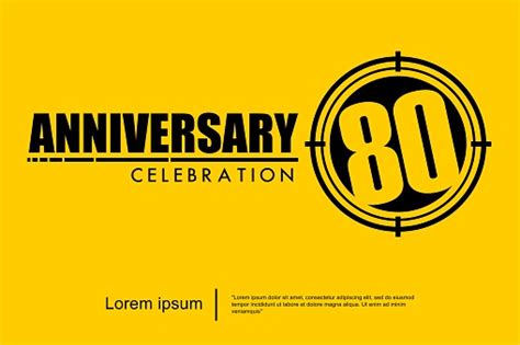 창립 80주년 기념 엠블럼 노란색 배경에 대상 십자선으로 격리 된 검은 기념일 로고 웹 전단지 포스터 인사말 카드에 대 한 벡터 일러스트 레이 션 템플릿 디자인 80번째