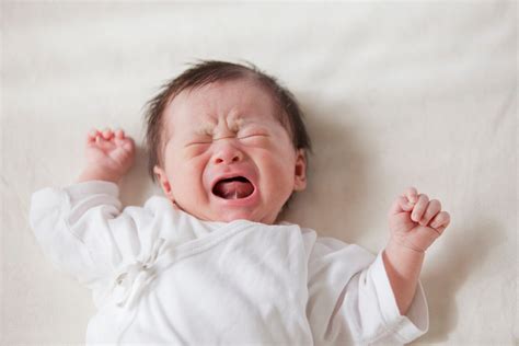 赤ちゃんの泣き方から、泣く理由を見分けよう [乳児育児] All About