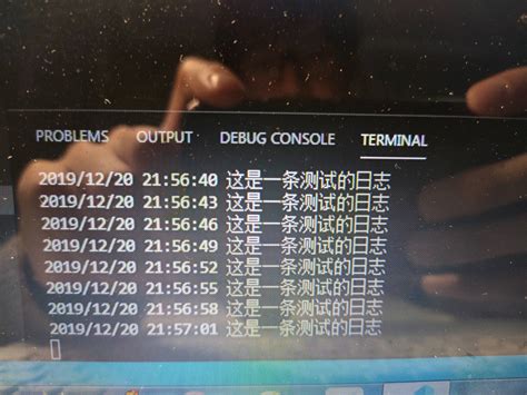 请问各位大佬如何停止代码在终端的运行，有没有快捷里键 Csdn社区