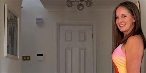 Seksi Baka Izgleda Brutalnije Nego Sa Godina Pogledajte Ove Noge Ljudi Su U Potpunom Oku