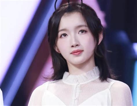 李浩菲个人资料及演过的电视剧李浩菲周冬雨对比照 七乐剧