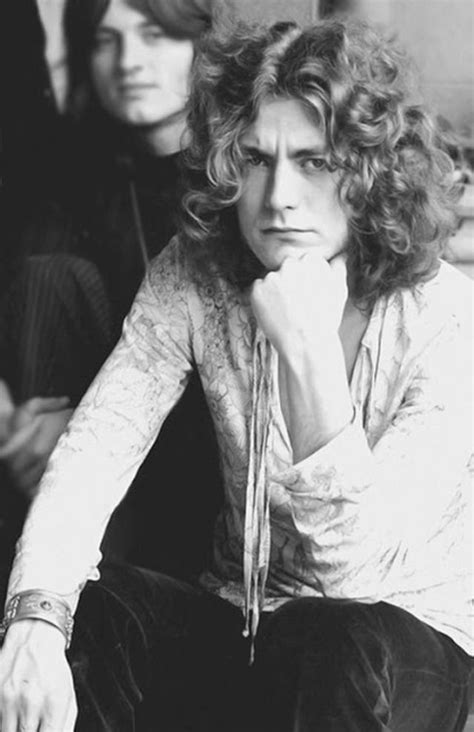 The God Of Rock And Roll 25 Stunning Vintage Photos Of A Young Robert