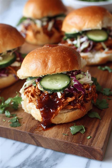 Honey Bbq Chicken Sliders