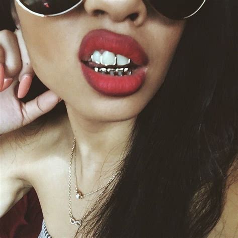 Pinterest Lnjisshe Grillz Girl Grillz Gold Teeth