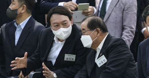어제 입당 시간표 호응한 윤석열 오늘은 중도 확장 숨고르기