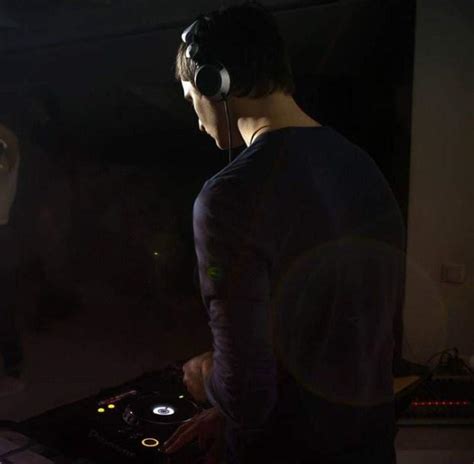 Subforms Songs Events And Music Stats