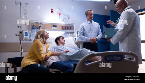 Kirk Cameron Raphael Ruggero And Rebecca Rogers In Lifemark 2022